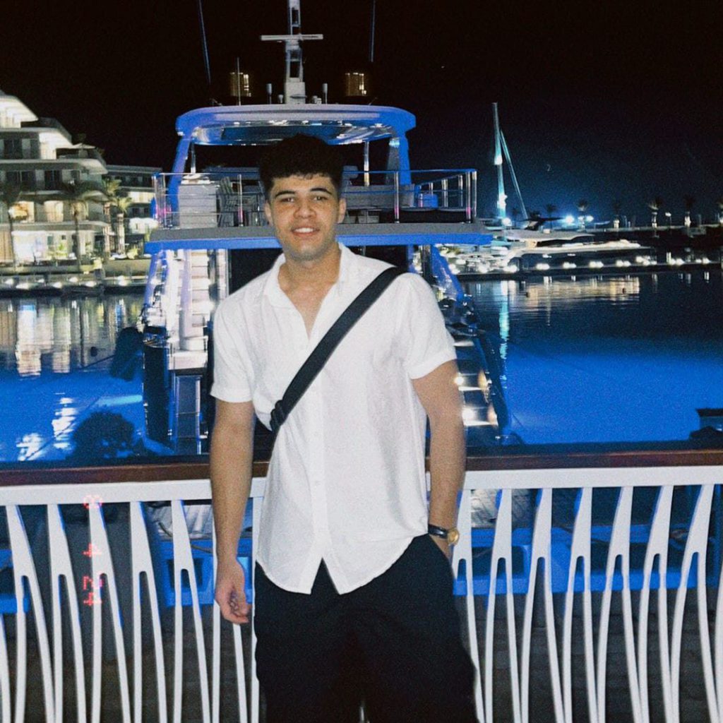 ReqBot – MIU Computer Science Graduation Projects